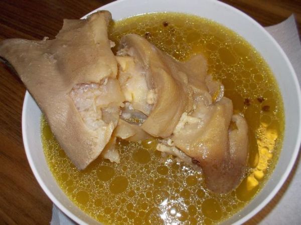 牛蹄汤怎么炖才烂_牛蹄汤的做法大全-第1张图片-山城妙识