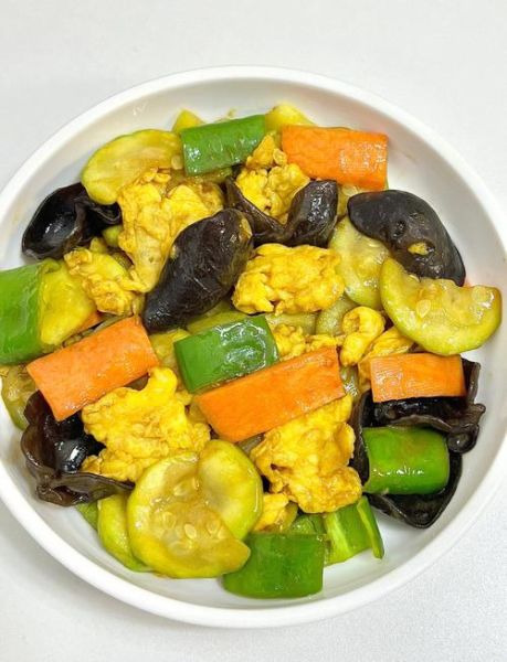 西葫芦炒鸡蛋怎么炒好吃_西葫芦炒鸡蛋的做法步骤-第3张图片-山城妙识 西葫芦炒鸡蛋怎么炒好吃_西葫芦炒鸡蛋的做法步骤-第3张图片-山城妙识