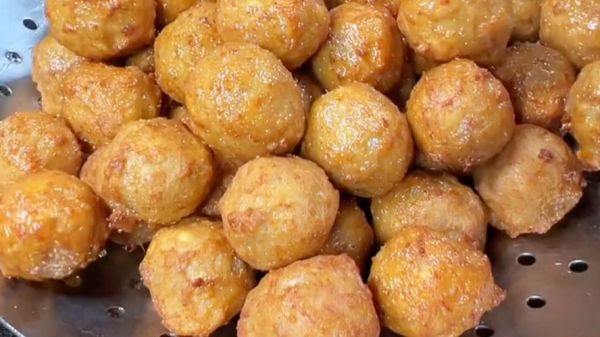 炸肉丸子放多少淀粉_炸肉丸子淀粉比例是多少-第2张图片-山城妙识 炸肉丸子放多少淀粉_炸肉丸子淀粉比例是多少-第2张图片-山城妙识