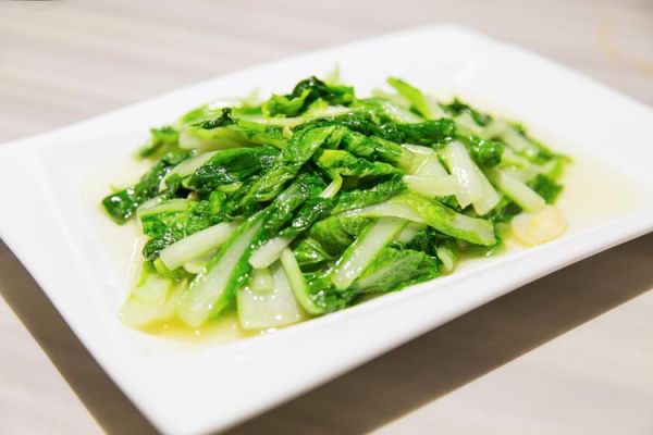 炝炒小白菜怎么做_炝炒小白菜要不要焯水-第1张图片-山城妙识