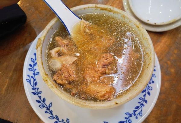 兔肉煲汤的做法和配料有哪些_兔肉煲汤怎么炖才好吃-第2张图片-山城妙识