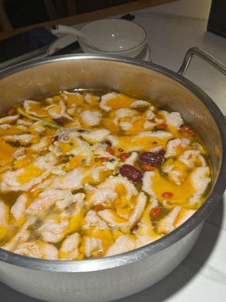 兔肉煲汤的做法和配料有哪些_兔肉煲汤怎么炖才好吃-第1张图片-山城妙识