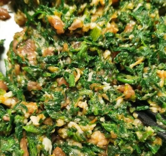 荠菜三鲜素馅怎么调馅_荠菜三鲜素馅做法窍门-第2张图片-山城妙识 荠菜三鲜素馅怎么调馅_荠菜三鲜素馅做法窍门-第2张图片-山城妙识