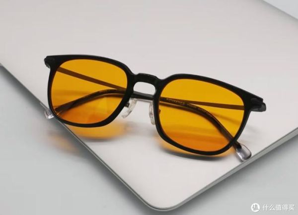 防辐射眼镜有用吗_防辐射眼镜怎么选-第2张图片-山城妙识 防辐射眼镜有用吗_防辐射眼镜怎么选-第2张图片-山城妙识