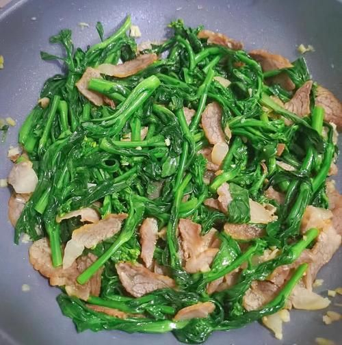 菜心炒肉片怎么做_菜心炒肉片先炒哪个-第1张图片-山城妙识 菜心炒肉片怎么做_菜心炒肉片先炒哪个-第1张图片-山城妙识