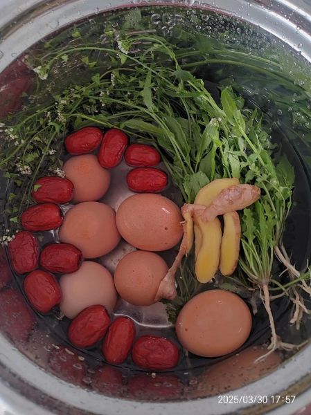 地菜煮鸡蛋的功效_三月三为什么要吃地菜蛋-第3张图片-山城妙识 地菜煮鸡蛋的功效_三月三为什么要吃地菜蛋-第3张图片-山城妙识