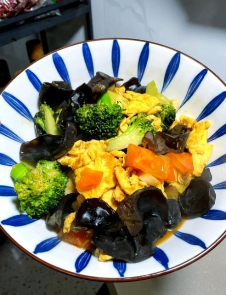 西兰花炒鸡蛋会中毒吗_西兰花炒鸡蛋相克谣言-第1张图片-山城妙识 西兰花炒鸡蛋会中毒吗_西兰花炒鸡蛋相克谣言-第1张图片-山城妙识