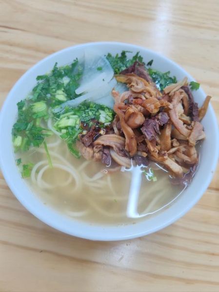 牛杂面高清图片怎么拍_牛杂面高清图拍摄技巧-第2张图片-山城妙识