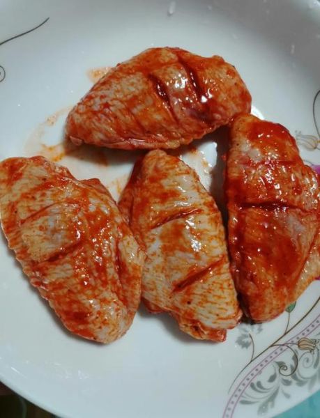 家用微波炉怎么烤奥尔良鸡翅_微波炉烤鸡翅要多久-第2张图片-山城妙识