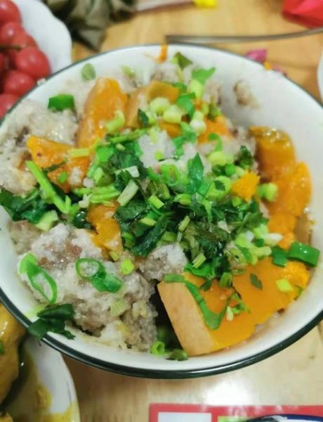 南瓜米粉蒸肉怎么做_南瓜米粉蒸肉蒸多久-第1张图片-山城妙识