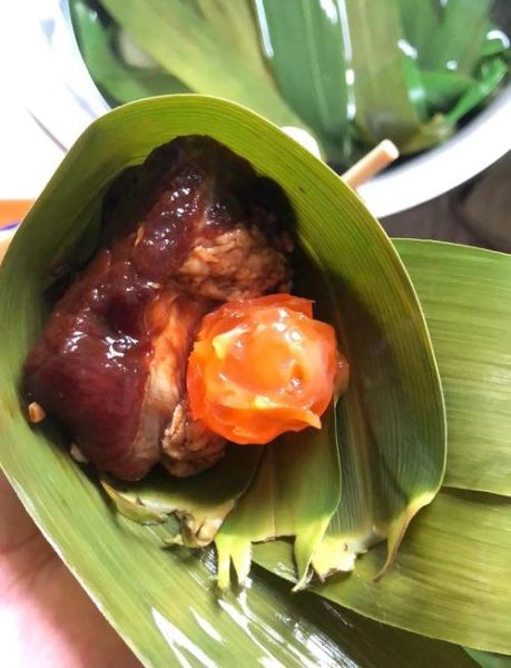 广东肉粽的做法和配料_正宗广式咸粽怎么做-第1张图片-山城妙识 广东肉粽的做法和配料_正宗广式咸粽怎么做-第1张图片-山城妙识