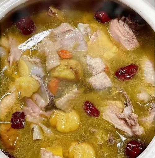 高压锅炖鸡要多久_高压锅炖鸡的正确方法-第1张图片-山城妙识