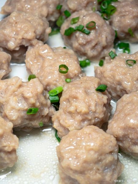 牛肉丸子怎么做才弹牙_家常牛肉丸子做法大全-第3张图片-山城妙识