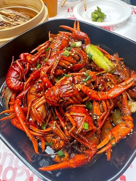 啤酒小龙虾怎么做_啤酒小龙虾的做法步骤-第2张图片-山城妙识