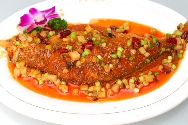 鲤鱼怎么做好吃_家常鲤鱼做法视频-第3张图片-山城妙识