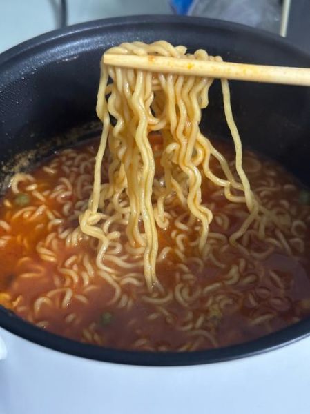 怎么煮方便面简单又好吃_方便面怎么煮才好吃-第2张图片-山城妙识 怎么煮方便面简单又好吃_方便面怎么煮才好吃-第2张图片-山城妙识