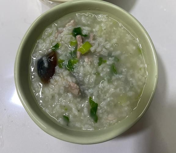 皮蛋瘦肉粥怎么做_皮蛋瘦肉粥家常简单做法-第2张图片-山城妙识 皮蛋瘦肉粥怎么做_皮蛋瘦肉粥家常简单做法-第2张图片-山城妙识