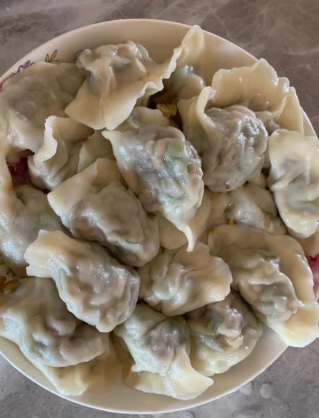 茄子馅饺子怎么做_茄子饺子馅怎么调才好吃-第1张图片-山城妙识