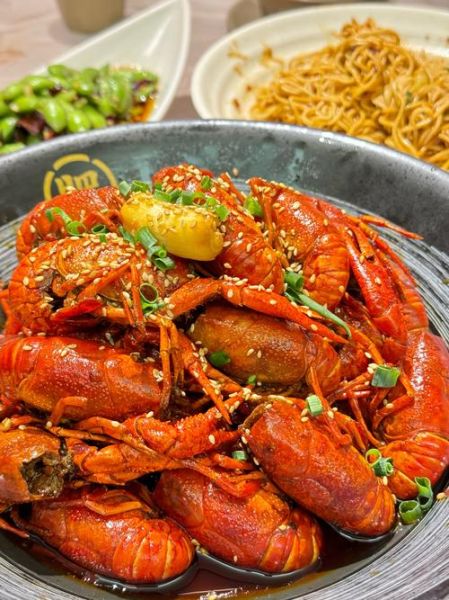 油焖龙虾家常做法窍门_油焖龙虾怎么做好吃-第2张图片-山城妙识 油焖龙虾家常做法窍门_油焖龙虾怎么做好吃-第2张图片-山城妙识