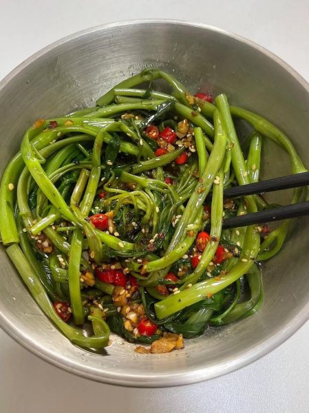 空心菜怎么炒好吃_空心菜凉拌做法-第2张图片-山城妙识 空心菜怎么炒好吃_空心菜凉拌做法-第2张图片-山城妙识