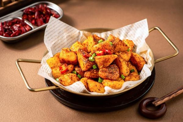 香辣锅巴土豆怎么做_香辣锅巴土豆热量高吗-第2张图片-山城妙识