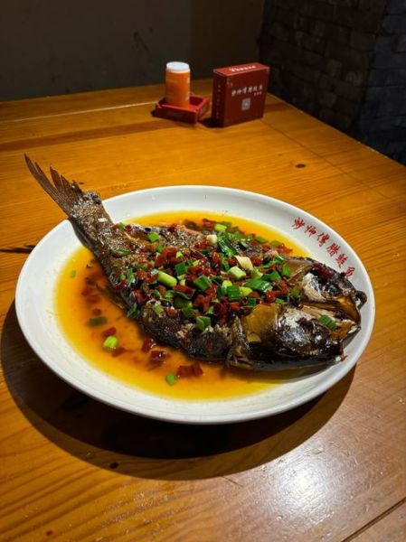 鲢鱼怎么做好吃_鲢鱼最好吃的家常做法-第3张图片-山城妙识