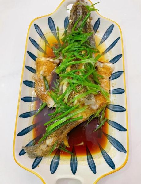 清蒸鲈鱼需要多长时间_蒸鲈鱼几分钟口感最嫩-第1张图片-山城妙识 清蒸鲈鱼需要多长时间_蒸鲈鱼几分钟口感最嫩-第1张图片-山城妙识