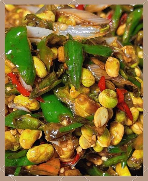 辣椒炒毛豆怎么做_辣椒炒毛豆热量高吗-第1张图片-山城妙识 辣椒炒毛豆怎么做_辣椒炒毛豆热量高吗-第1张图片-山城妙识