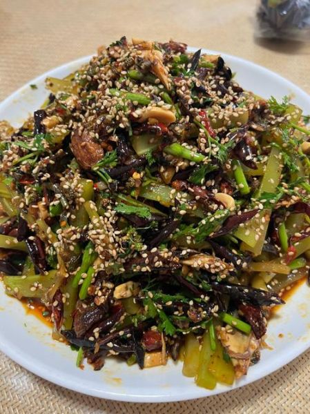 云南特色家常菜有哪些_怎么做才地道-第1张图片-山城妙识