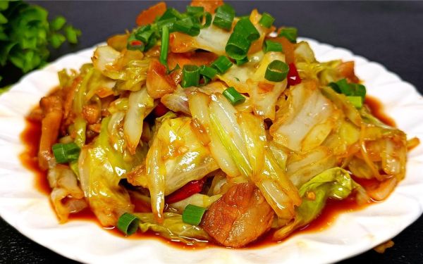 手撕包菜怎么炒好吃窍门_手撕包菜不软塌的秘诀-第2张图片-山城妙识 手撕包菜怎么炒好吃窍门_手撕包菜不软塌的秘诀-第2张图片-山城妙识