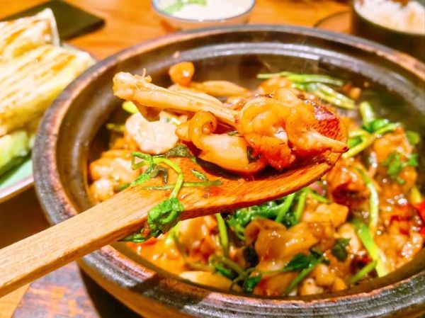 啫啫煲为什么念jue_粤语发音规则-第1张图片-山城妙识 啫啫煲为什么念jue_粤语发音规则-第1张图片-山城妙识