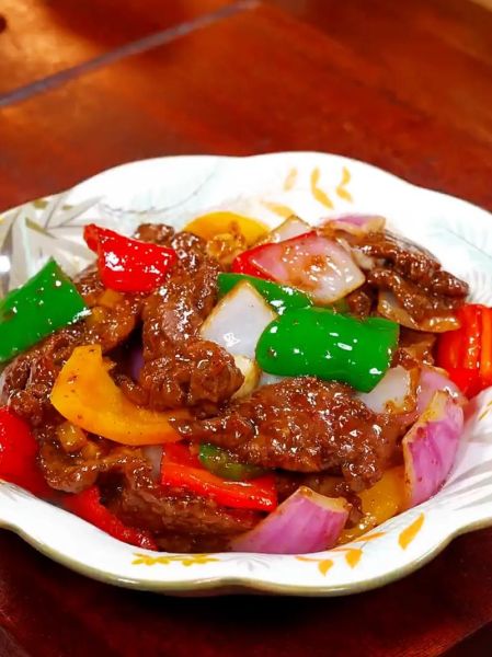 黑椒牛肉怎么做才嫩_黑椒牛肉用什么部位最好-第1张图片-山城妙识