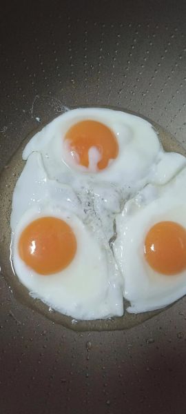 煎荷包蛋怎么煎不糊_煎荷包蛋的正宗做法-第1张图片-山城妙识 煎荷包蛋怎么煎不糊_煎荷包蛋的正宗做法-第1张图片-山城妙识