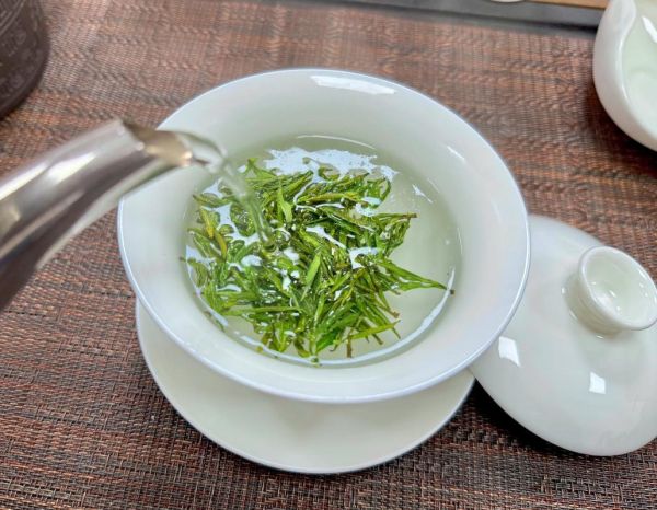 峨眉毛峰属于什么茶_峨眉毛峰怎么泡才香-第2张图片-山城妙识