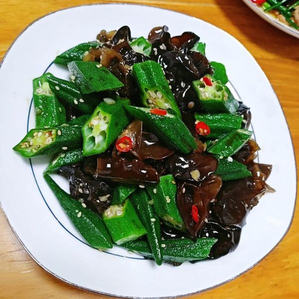 秋葵凉拌怎么做_秋葵凉拌需要焯水吗-第1张图片-山城妙识