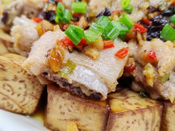 广式香芋蒸排骨怎么做_广式香芋蒸排骨用什么芋头-第2张图片-山城妙识