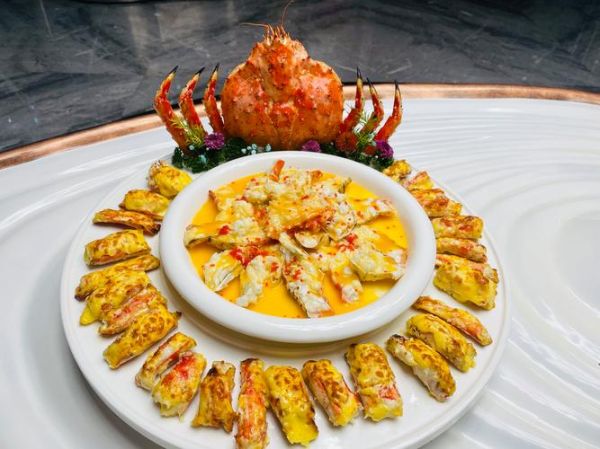 帝王蟹一蟹四吃做法_帝王蟹四种吃法怎么做-第1张图片-山城妙识 帝王蟹一蟹四吃做法_帝王蟹四种吃法怎么做-第1张图片-山城妙识