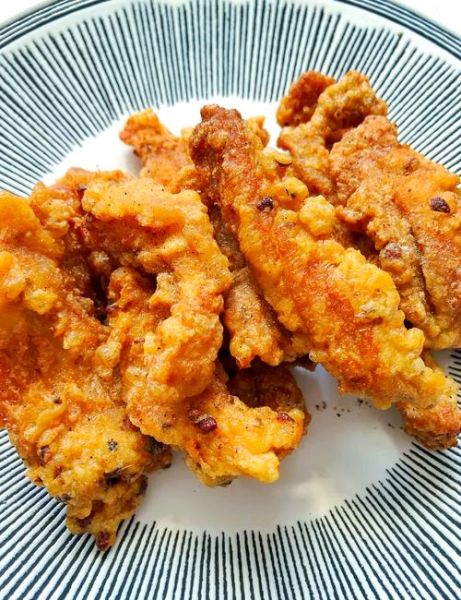 家庭炸酥肉怎么做_炸酥肉用什么粉更酥脆-第1张图片-山城妙识 家庭炸酥肉怎么做_炸酥肉用什么粉更酥脆-第1张图片-山城妙识