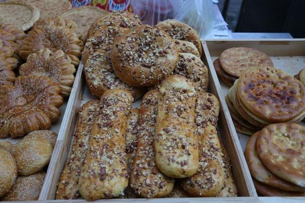 赤峰美食一条街在哪_必吃小吃有哪些-第2张图片-山城妙识