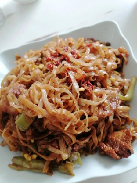 生面条焖面怎么做_生面条焖面做法大全-第3张图片-山城妙识 生面条焖面怎么做_生面条焖面做法大全-第3张图片-山城妙识