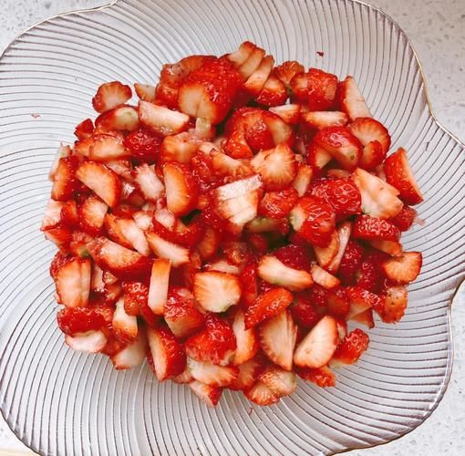 自制草莓酱热装还是冷装_哪个更安全-第2张图片-山城妙识
