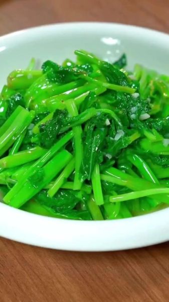 蒜蓉空心菜怎么做_蚝油放多少才够味-第1张图片-山城妙识