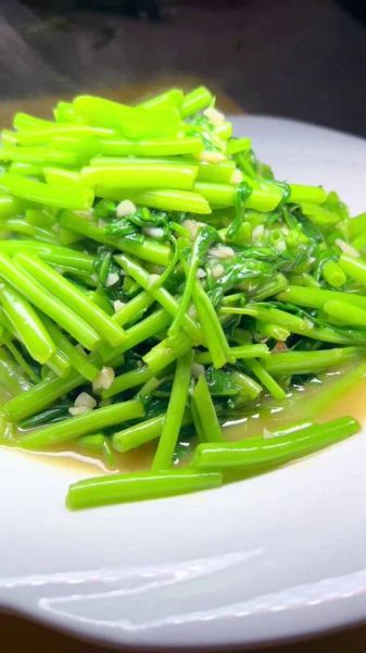 蒜蓉空心菜怎么做_蚝油放多少才够味-第2张图片-山城妙识