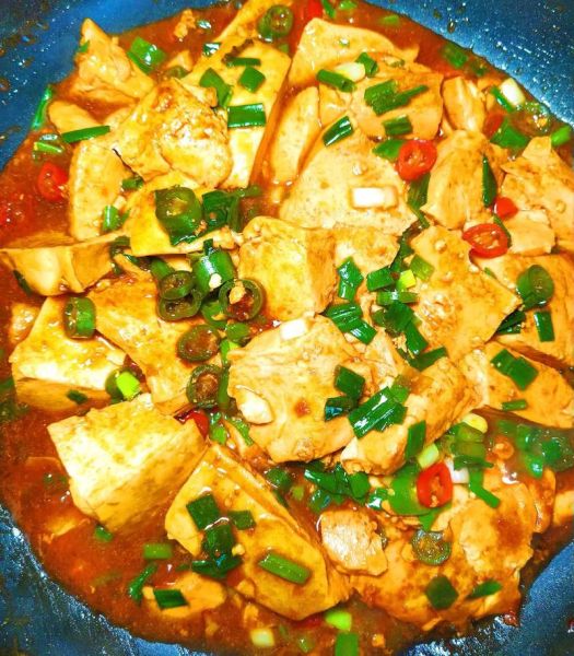 红烧豆腐怎么做最简单_家常红烧豆腐的做法-第1张图片-山城妙识 红烧豆腐怎么做最简单_家常红烧豆腐的做法-第1张图片-山城妙识