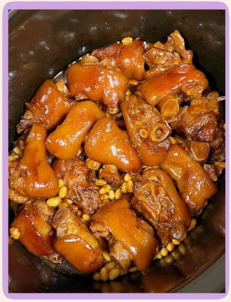 蹄膀炖黄豆怎么做好吃_蹄膀炖黄豆的家常做法-第2张图片-山城妙识