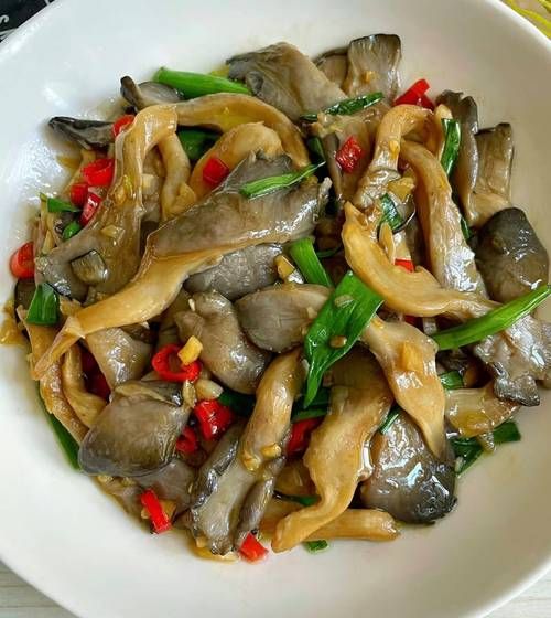 蘑菇怎么炒好吃_蘑菇怎样做汤更鲜-第2张图片-山城妙识