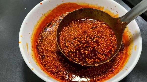 正宗四川辣椒油怎么做_家庭版详细步骤-第3张图片-山城妙识 正宗四川辣椒油怎么做_家庭版详细步骤-第3张图片-山城妙识