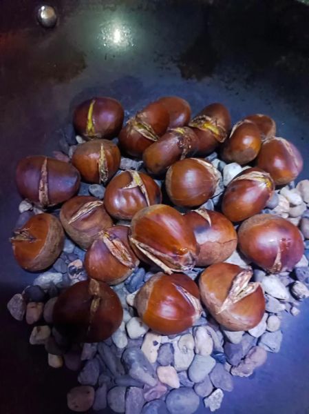 炒板栗仁的做法_怎么炒板栗仁才香-第1张图片-山城妙识 炒板栗仁的做法_怎么炒板栗仁才香-第1张图片-山城妙识