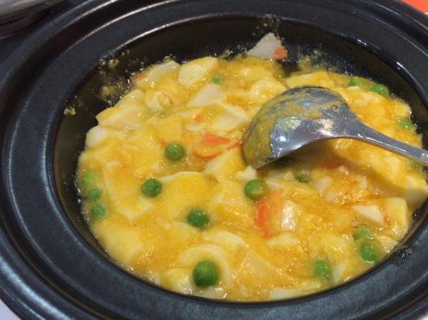 蟹黄豆腐汤怎么做_蟹黄豆腐汤的家常做法-第2张图片-山城妙识 蟹黄豆腐汤怎么做_蟹黄豆腐汤的家常做法-第2张图片-山城妙识