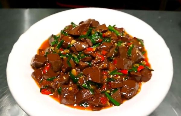 鸭血和什么一起炒好吃_鸭血炒什么最香-第2张图片-山城妙识